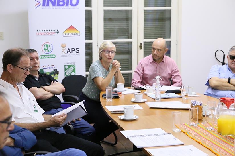 Alfred Fast de Fecoprod, fue electo presidente del INBIO - INBIO